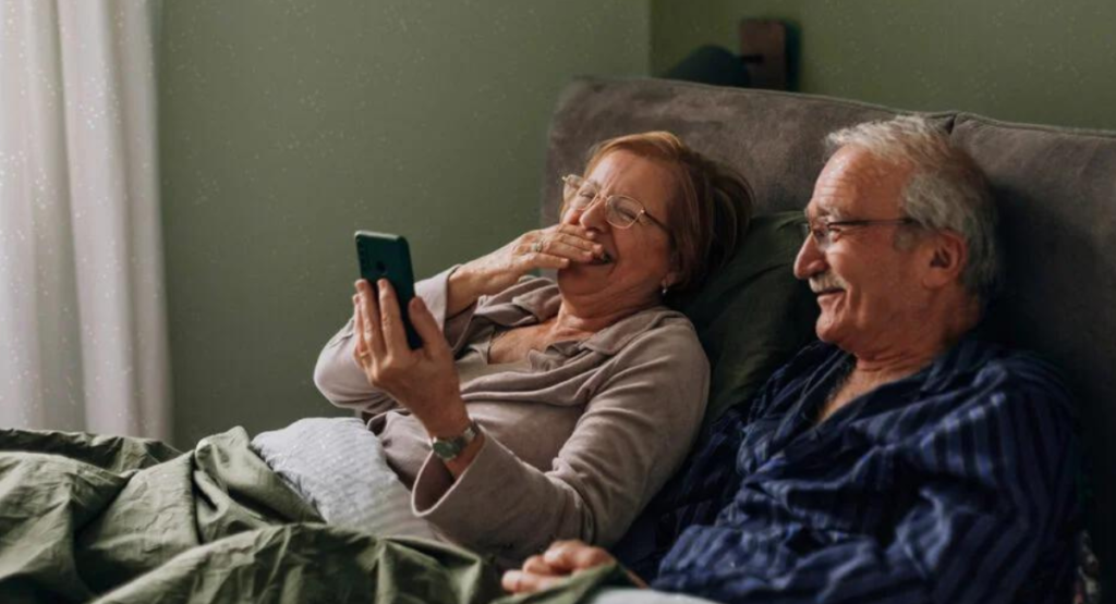 The Effects of Social Media on the Elderly - Sukino